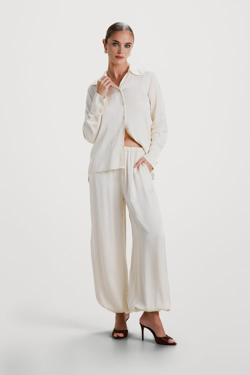 New In – JAKI